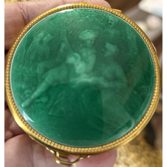 Bath | Vintage Merle Norman Compact Gold Metal Mesh Bottom Emerald ...